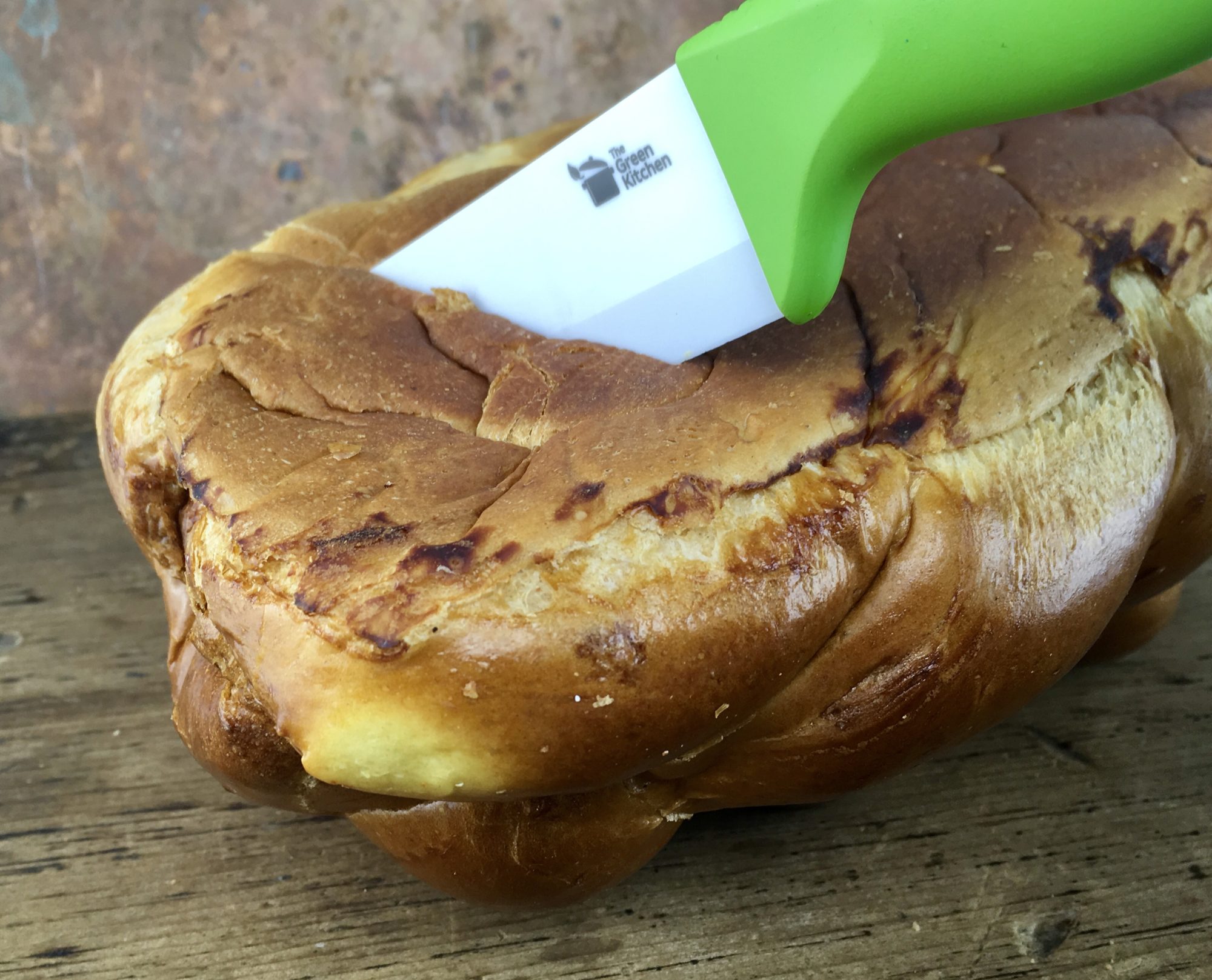 How to Slice Bread without Crumbs Hack | Quite A Kitchen